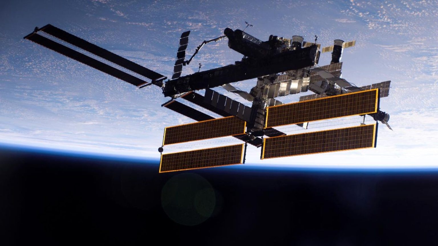 SpaceX To Deorbit International Space Station By 2030 - Gofishe News